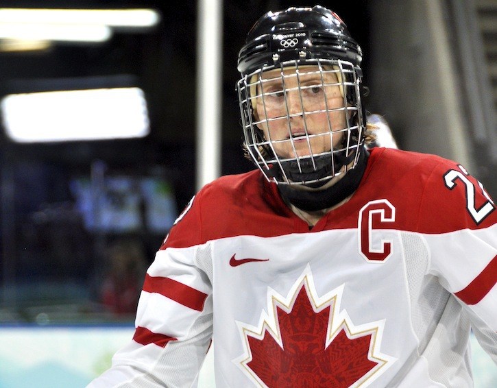 Hockey player Hayley Wickenheiser named Canada’s 2014 Olympic flag ...