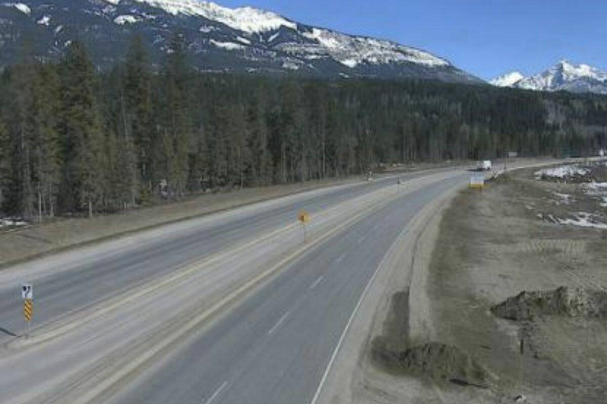 Vehicle incident on Highway 1 just east of Golden | Penticton Western News